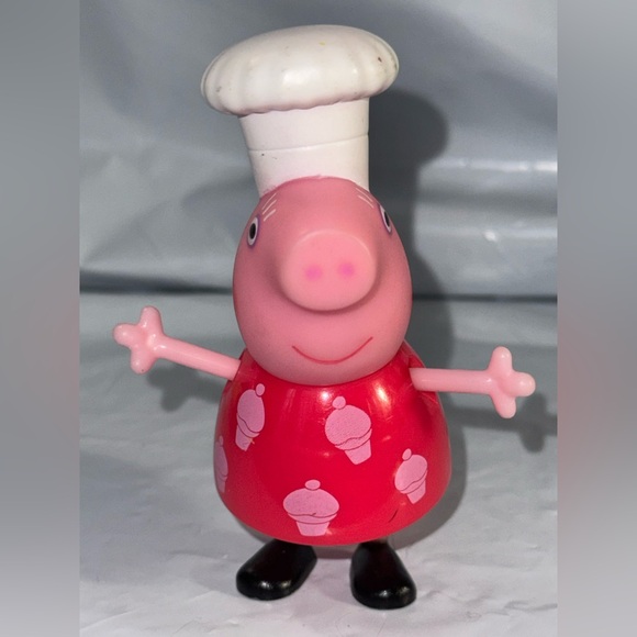 Peppa Pig | Toys | Peppa Pig Mummy Pig In Chef Hat 3 Action Figure ...